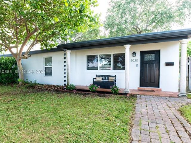 5030 SW 113th Ct, Miami, FL 33165
