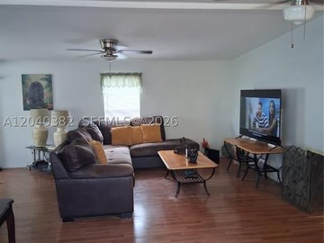 5030 SW 30th Ave, Dania Beach, FL 33312