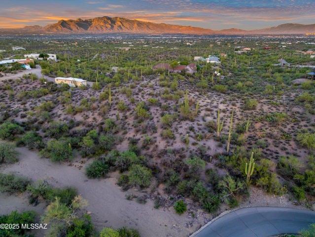 5030 W Crestview Dr Unit 2, Tucson, AZ 85745