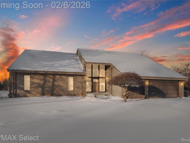 5031 Mccandlish Rd, Grandblanc, MI