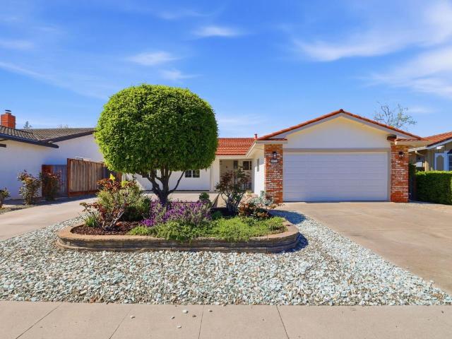 5031 Las Cruces Ct, San Jose, CA 95118 | MLS #ML82038 | Compass