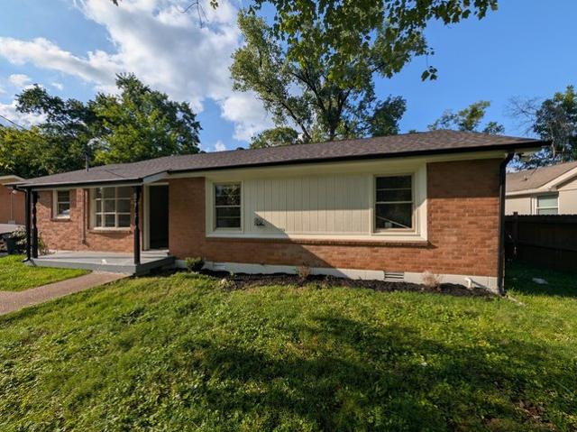 5032 Bonnameade Dr, Hermitage, TN 37076