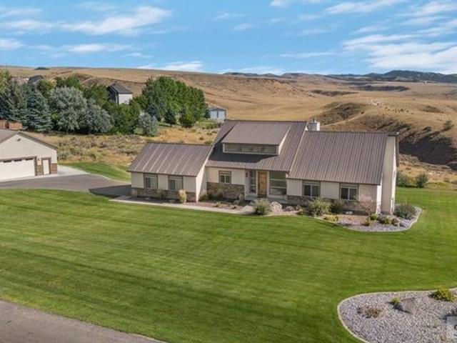 5032 E Powerhouse Dr, Idaho Falls, ID 83406