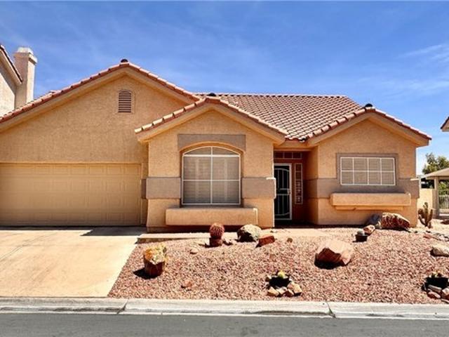 5032 Forest Oaks Dr, Las Vegas, NV 89149