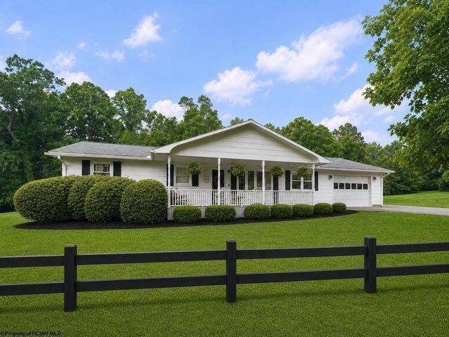 5032 Garfield St, Clarksburg, WV 26301