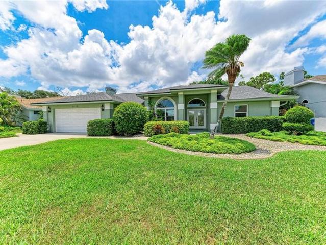 5032 Southern Pine Cir, Venice, FL 34293