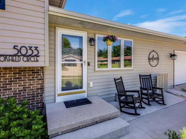 5033 Brookfield Cir
