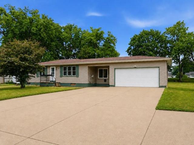 503 11th St, Brodhead, WI 53520