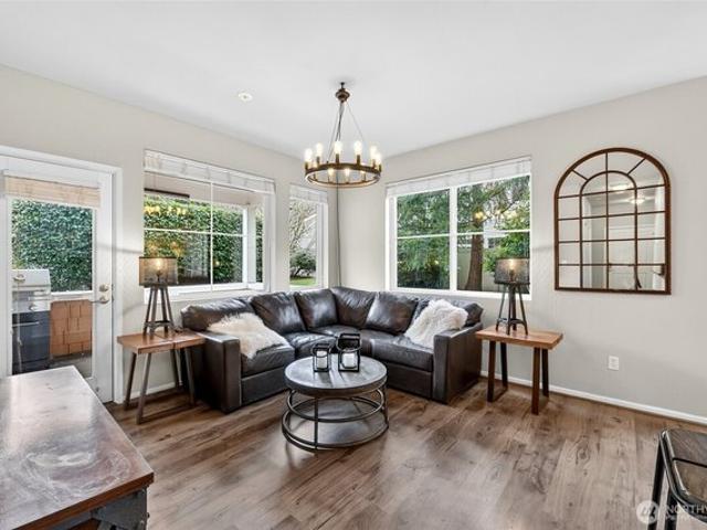503 225th Ln NE Apt F101, Sammamish, WA 98074