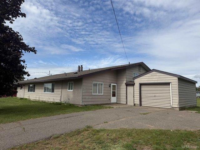 503 505 Liberator St, Gwinn, MI 49841