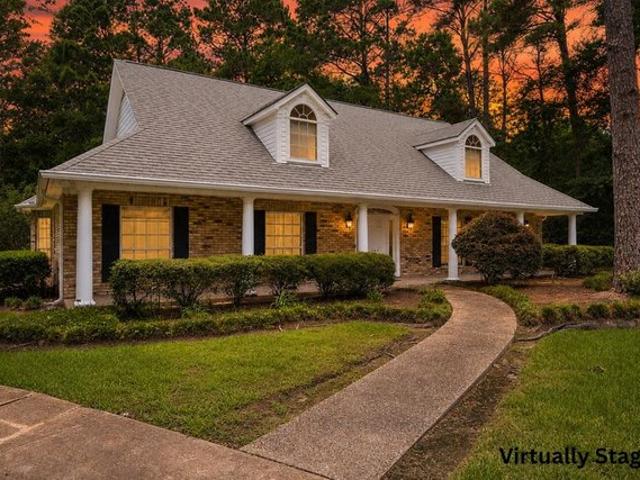 503 Carriage Dr, Lufkin, TX 75904
