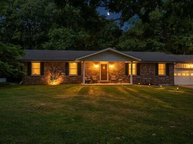 503 Cedar Ridge Rd, Strafford, MO 65757