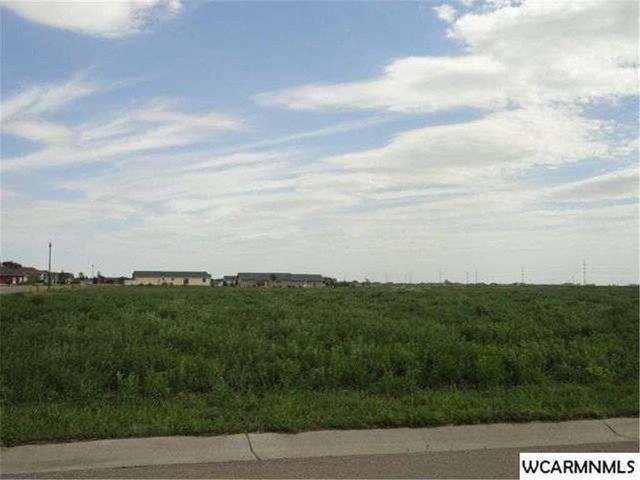 503 Amber Cir, Marshall, MN 56258