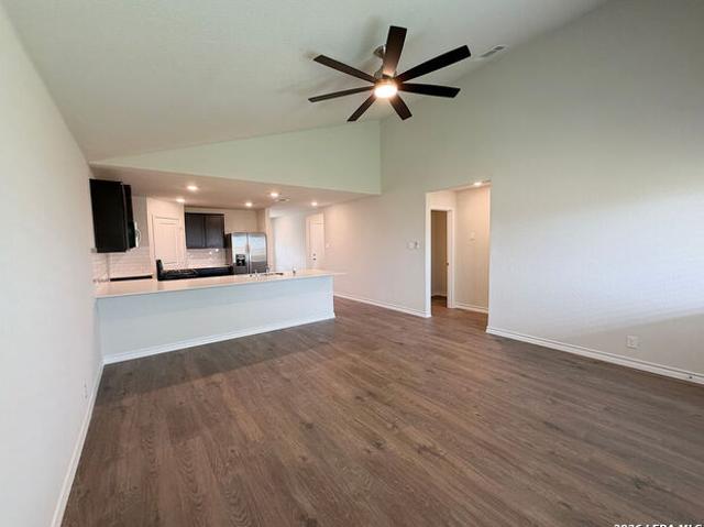 503 Avalon Banks