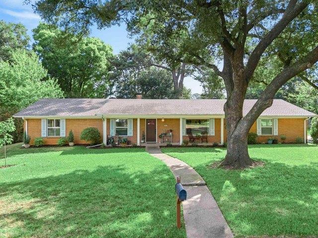 503 Berkshire Dr, Longview, TX 75605
