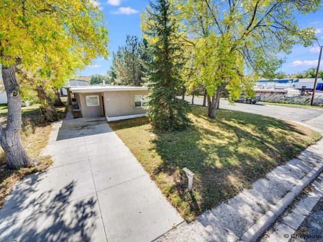 503 E 2nd St, Cheyenne, WY 82007