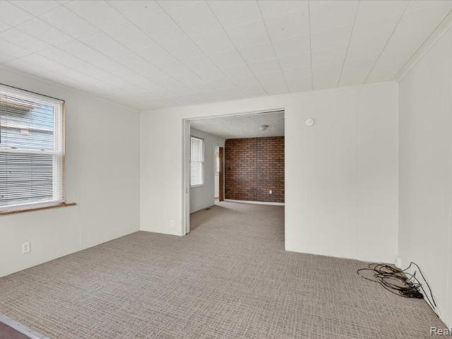 503 E 2nd Street