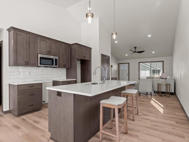 503 founders way
