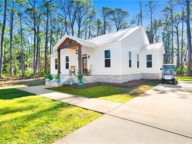 503 Fort Tensas Pl, Dauphin Island, AL 36528