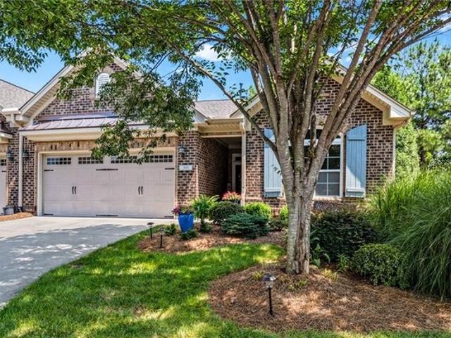 503 Friedberg Village Dr, Winston Salem, NC 27127