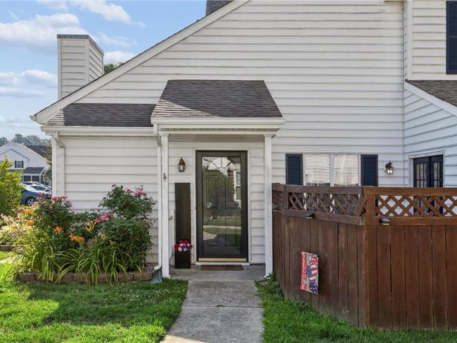 503 Hamlet CT