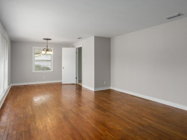 503 Imperial Dr