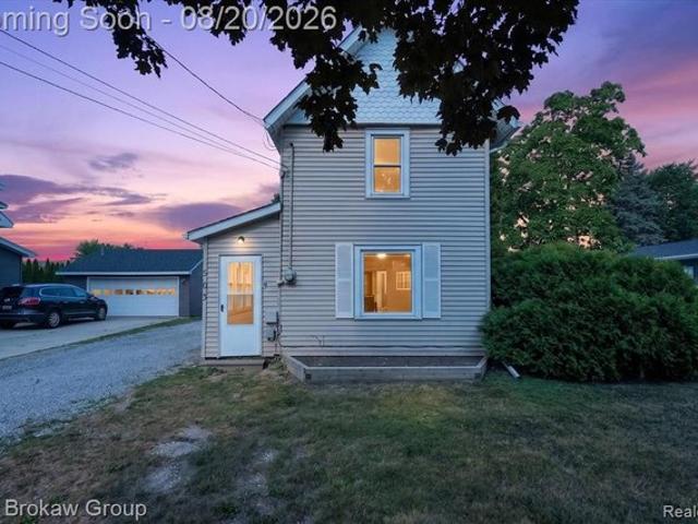 503 N Lapeer St, Davison, MI 48423