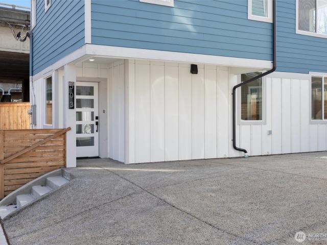 503 NE 42nd St, Seattle, WA 98105 | MLS #2491