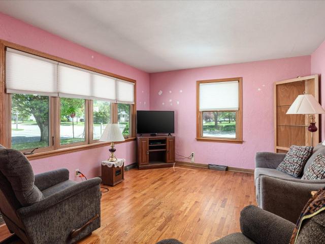 503 S 9th Street