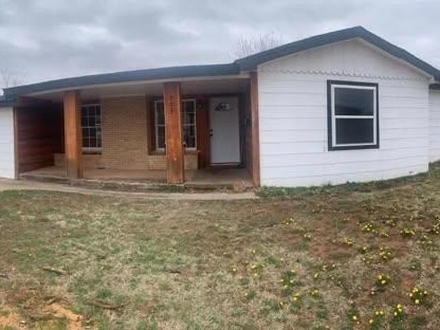 503 S Carnegie St, Carnegie, OK 73015