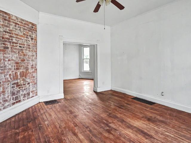 503 S New Avenue