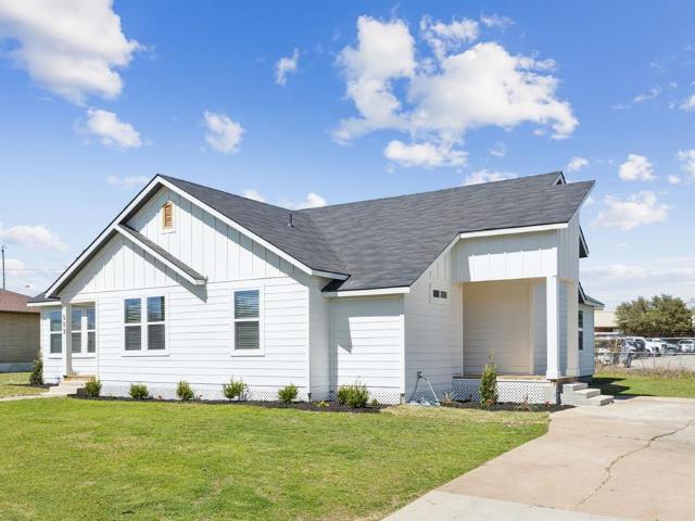 503 Smith St, McKinney, TX 75069 | MLS #21239