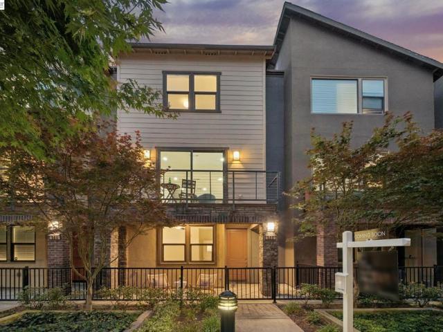 503 Staccato Pl