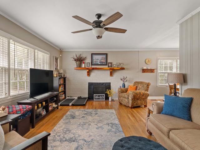 503 Sunset Drive