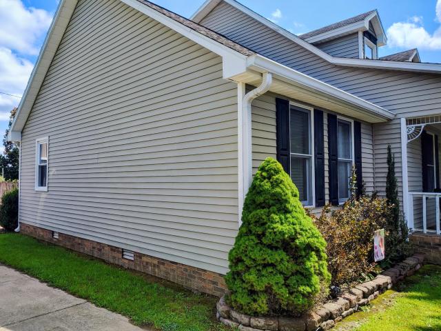 503 Paradise Road