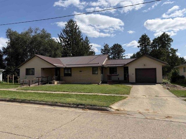 503 W Center St, Monona, IA 52159