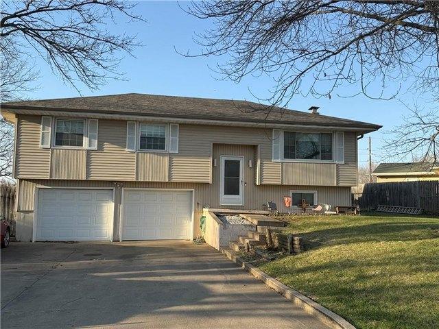 503 W Elk St, Savannah, MO 64485