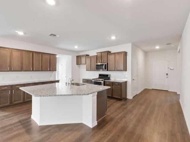 503 Willow View Way