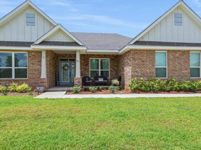 503 Tournament Ln, Freeport, FL 32439