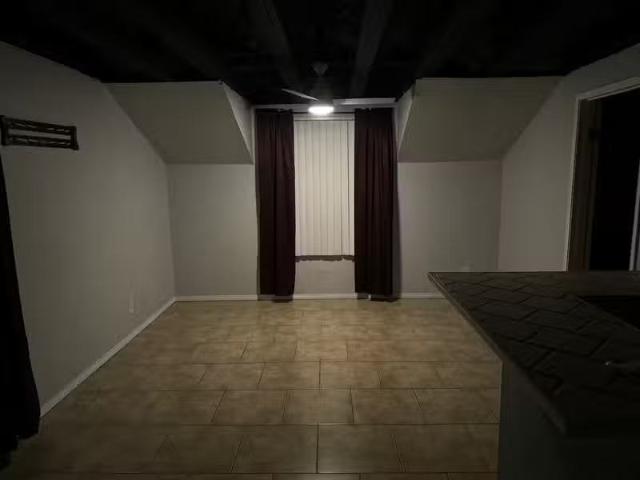 503 Traverse Dr Houses in Costa Mesa, CA