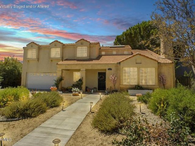 5044 Adobe Dr, Palmdale, CA 93552