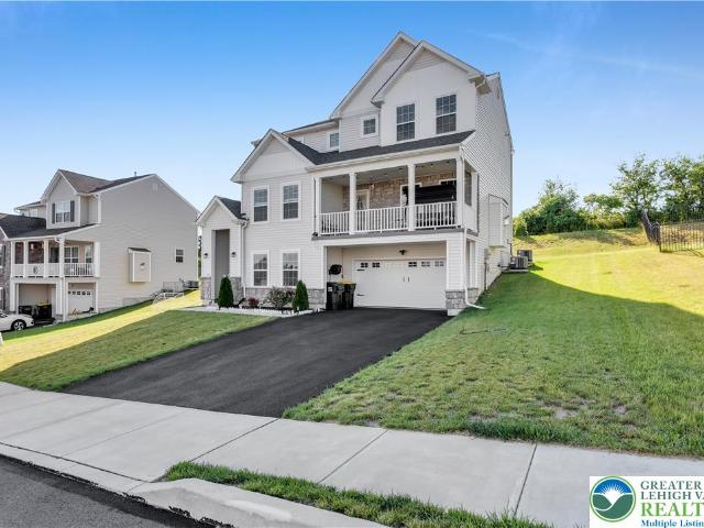 5044 Bellflower Drive