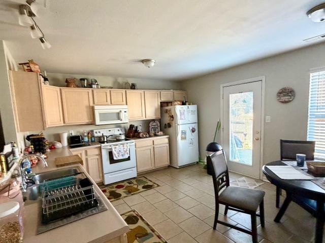 5044 Hodson Drive