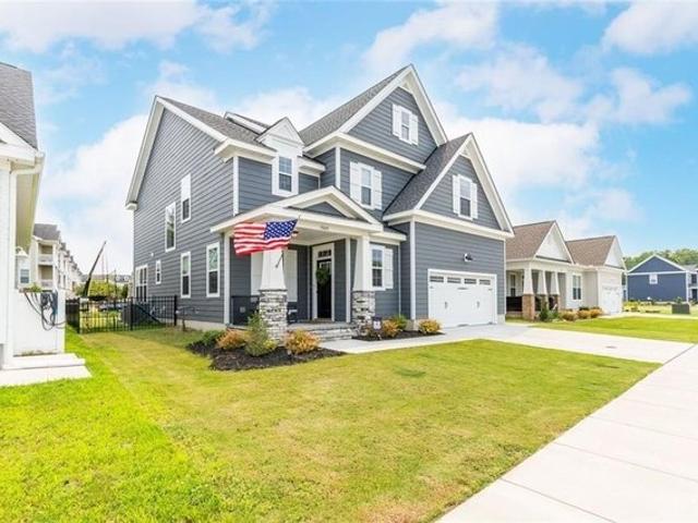 5045 Annapolis Dr, Chesapeake, VA 23321
