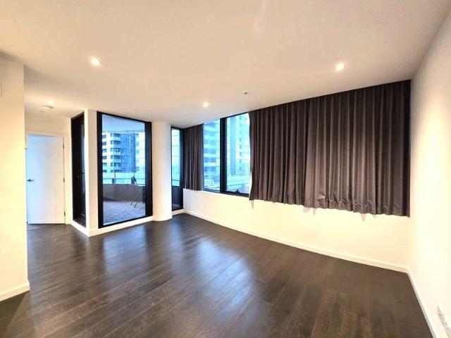 504/5 Joseph Road