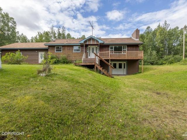 50465 Holt Lamplight Rd, Kenai, AK 99611