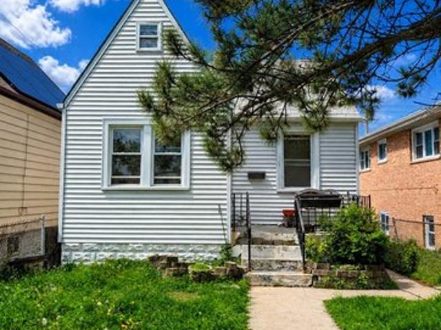 5046 W 79th St, Burbank, IL 60459