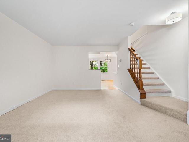 5048 9Th Street S