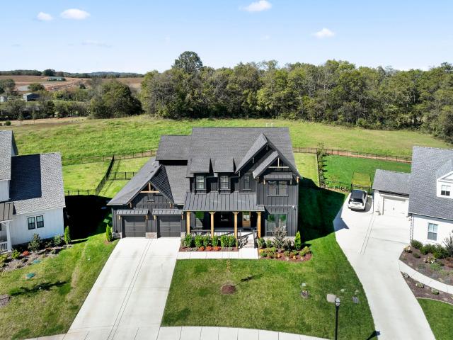 5049 Fairhaven Cir