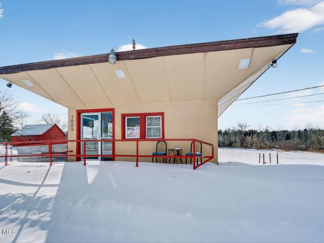 5049 Sacandaga Road
